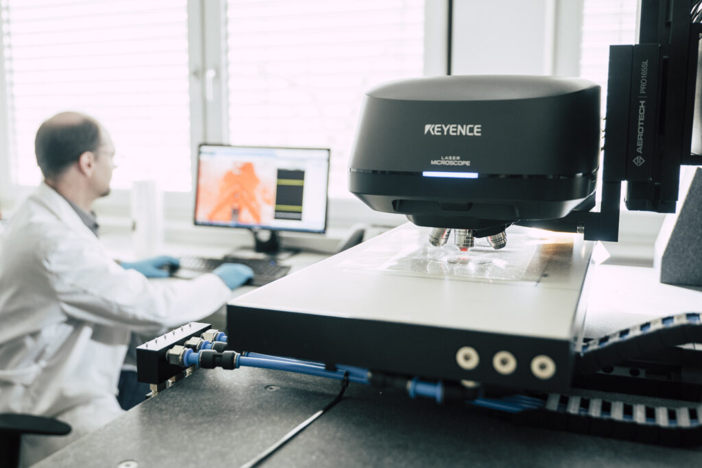 3D laser scanning microscopy » Surface Characterization Lab